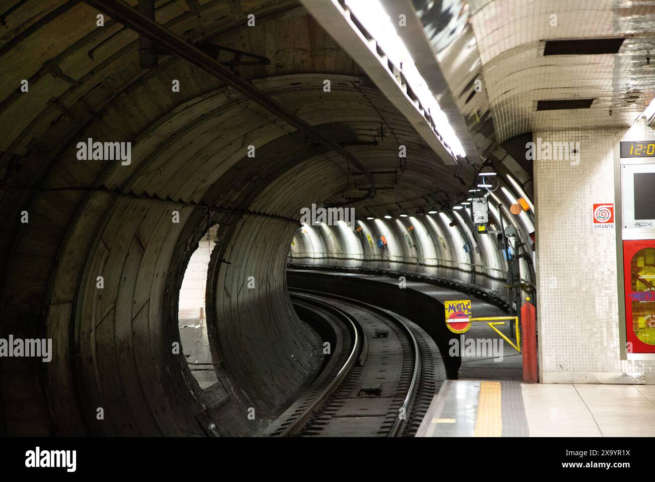 Naples Metro, rapid transit network, convenient transportation option ...