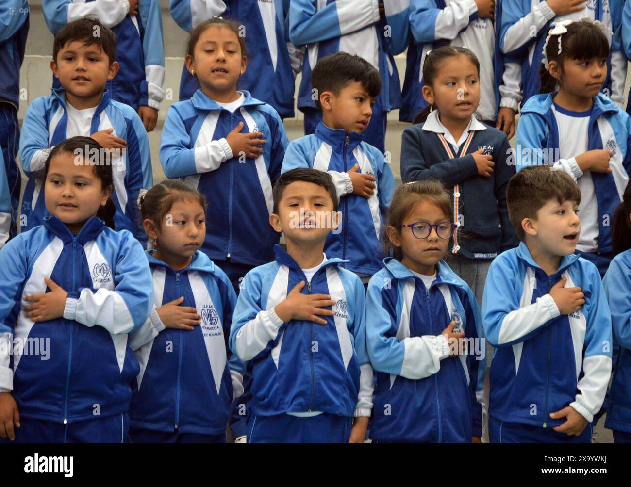 CUENCA MINUTO CIVIC MINUTE DAY OF THE CHILD Cuenca, Ecuador June 3 ...