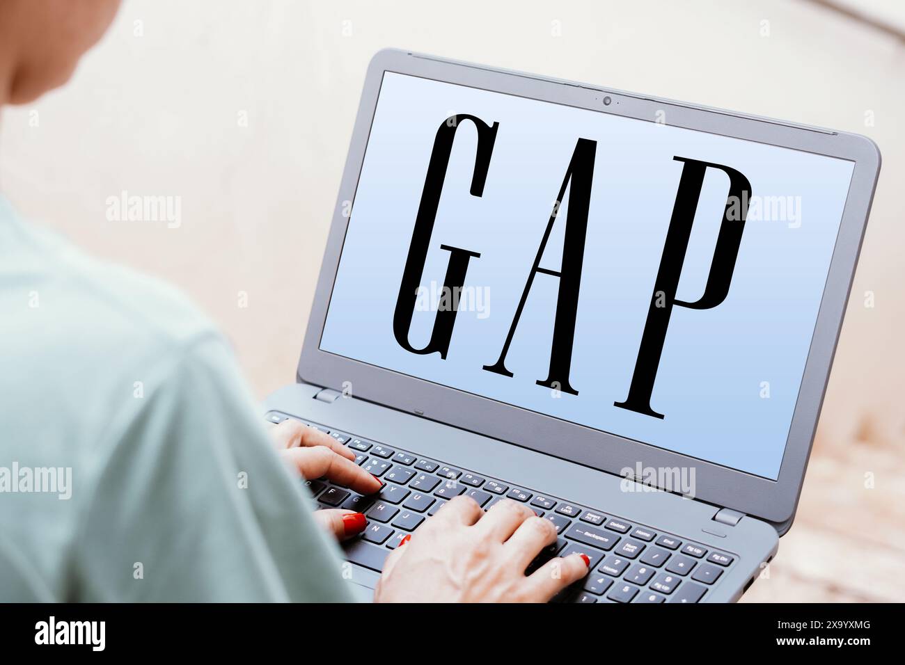 Gap logos hi-res stock photography and images - Alamy