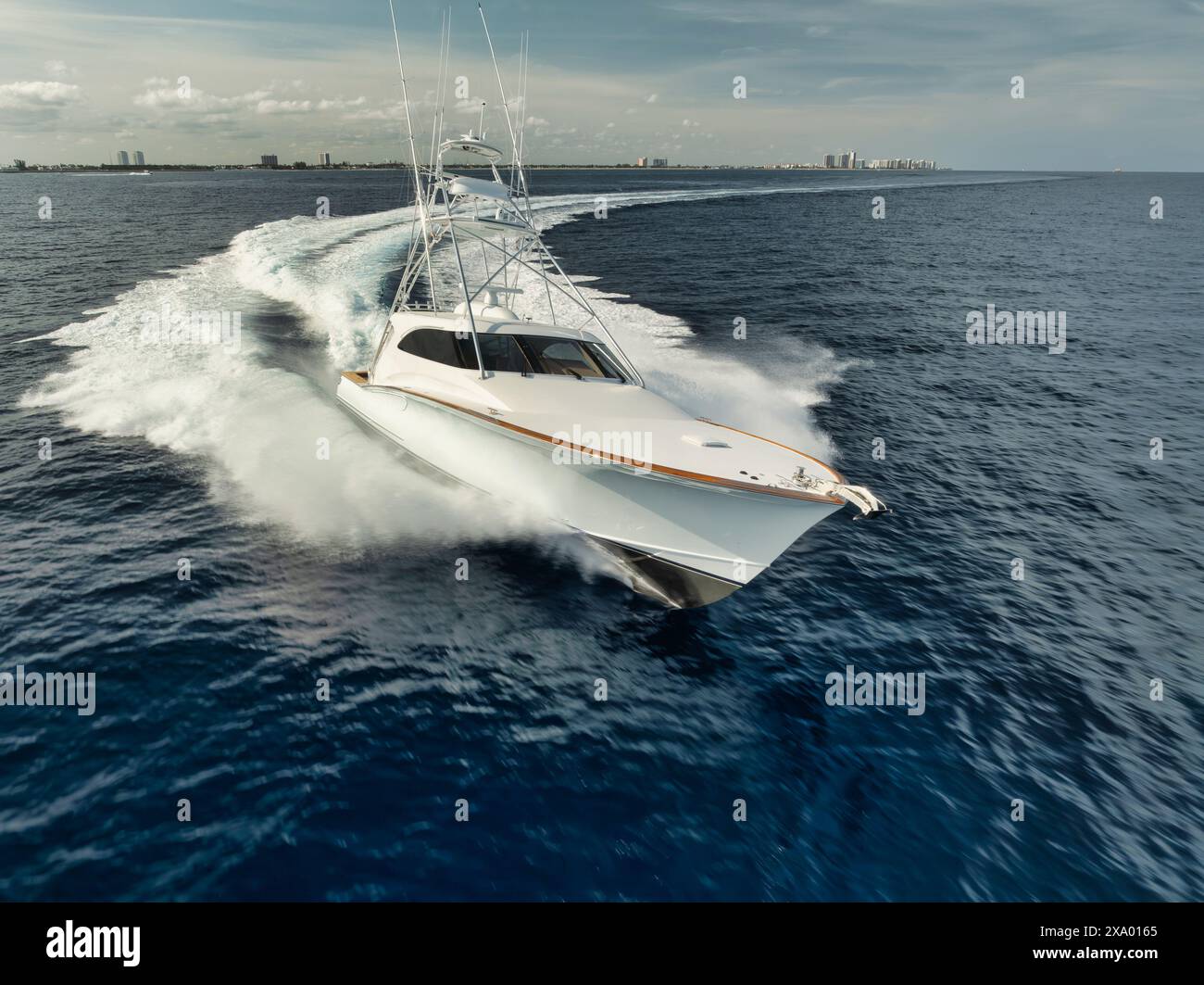 Sailing ship elegant boat hi-res stock photography and images - Alamy