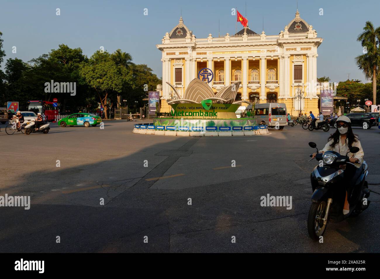 Nguyen tac hi-res stock photography and images - Alamy