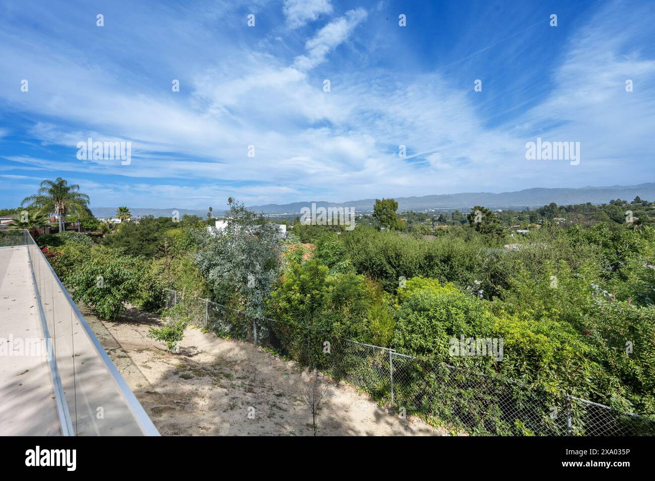 Serene expanse of greenery hi-res stock photography and images - Alamy