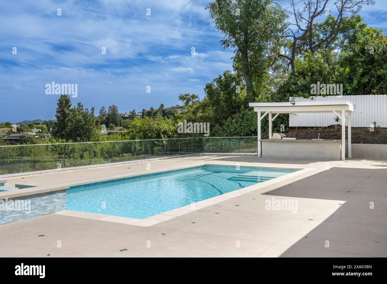 House patio view backyard hi-res stock photography and images - Alamy