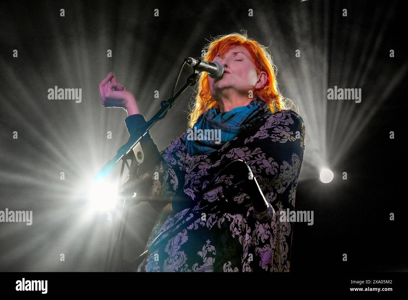 Eddi reader in concert hi-res stock photography and images - Alamy