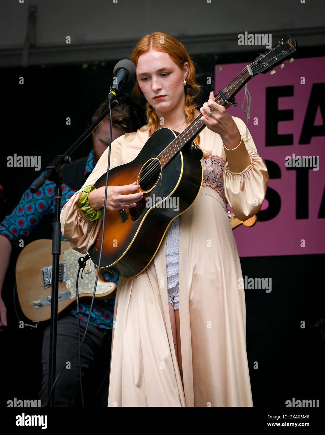 Singer, song writer, Bella White Stock Photo - Alamy