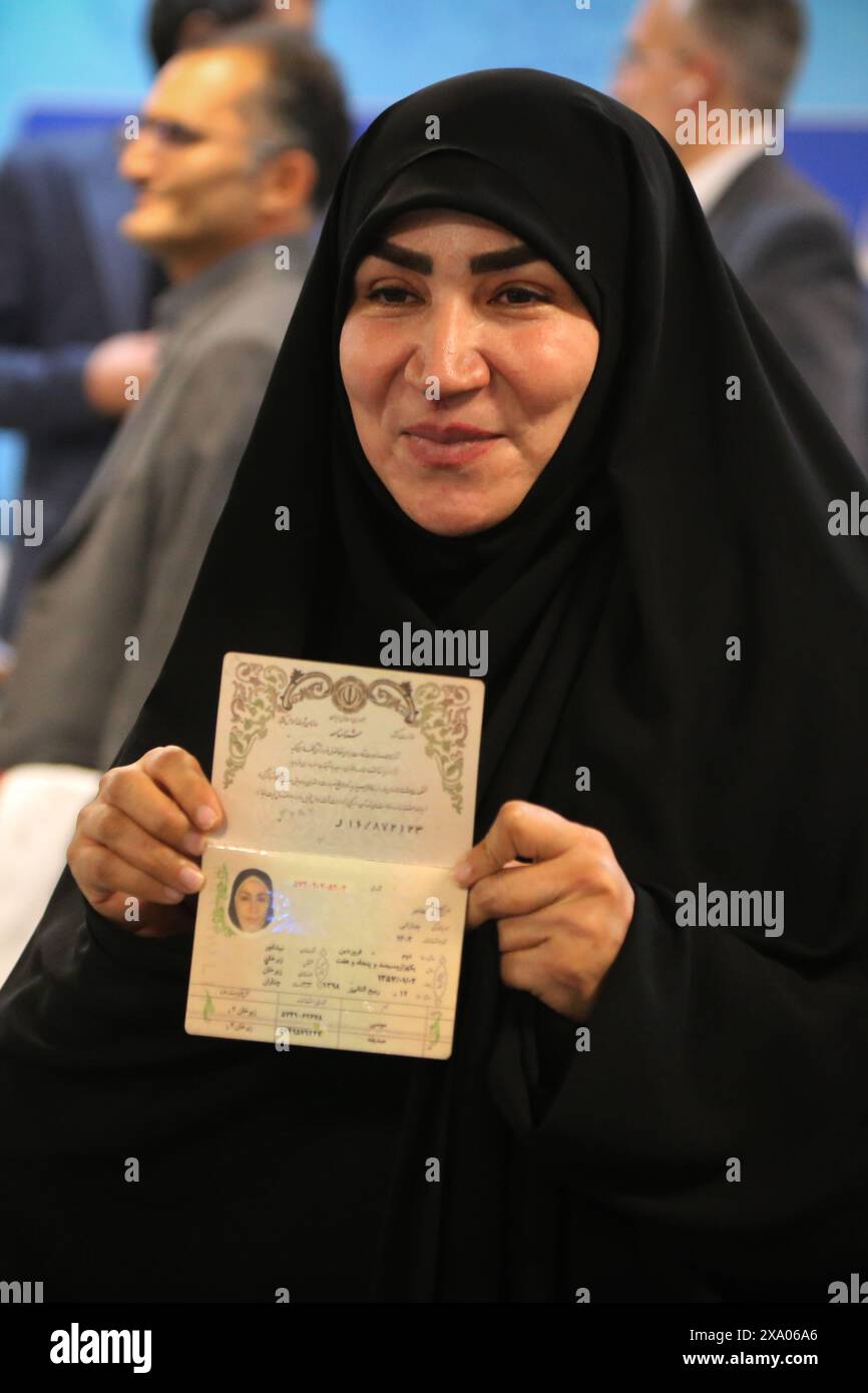 Death birth certificate hi-res stock photography and images - Alamy