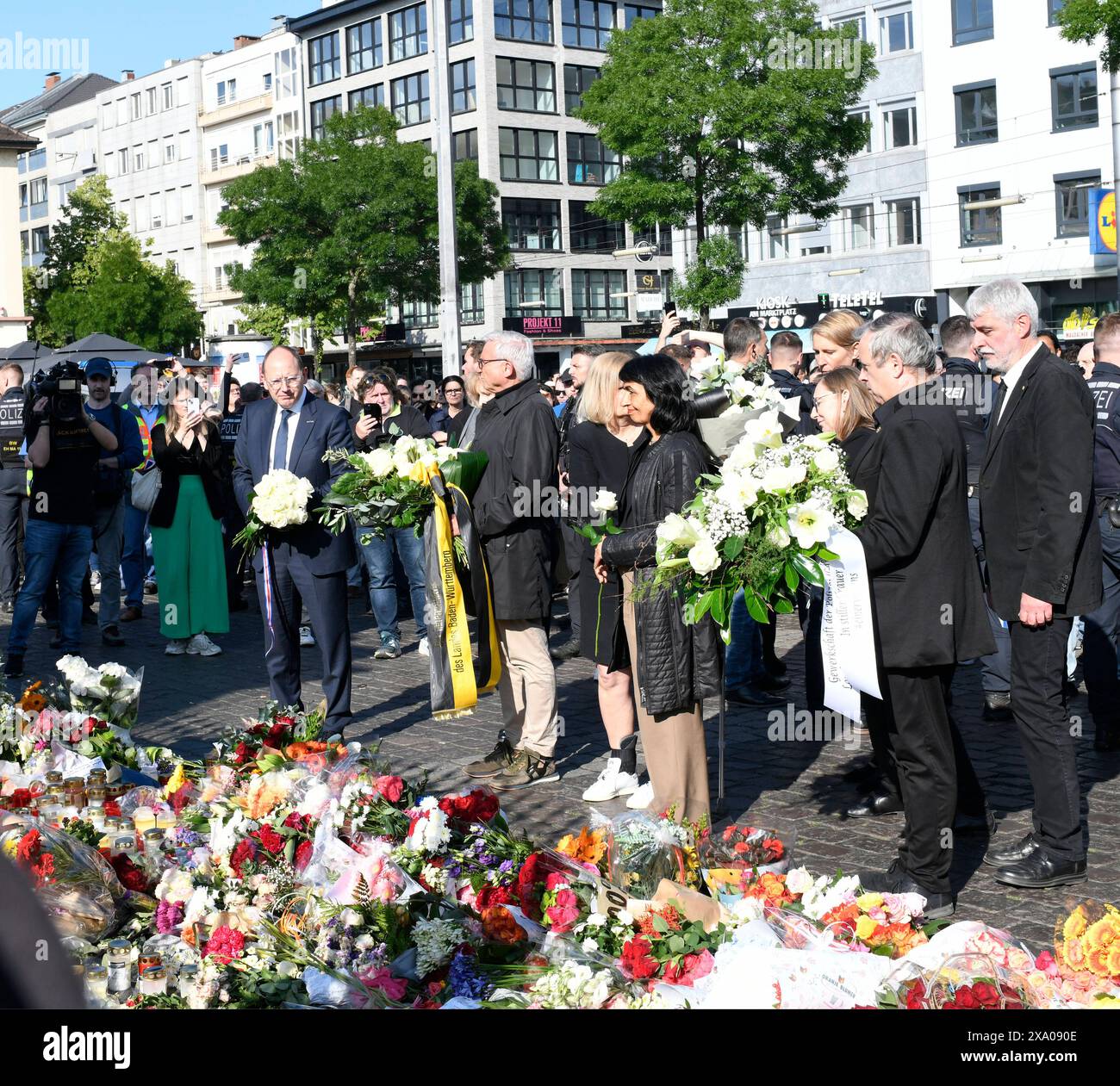 03.06.2024 Nach tödlicher Messerattacke am Marktplatz in Mannheim bei einer Veranstaltung der ...