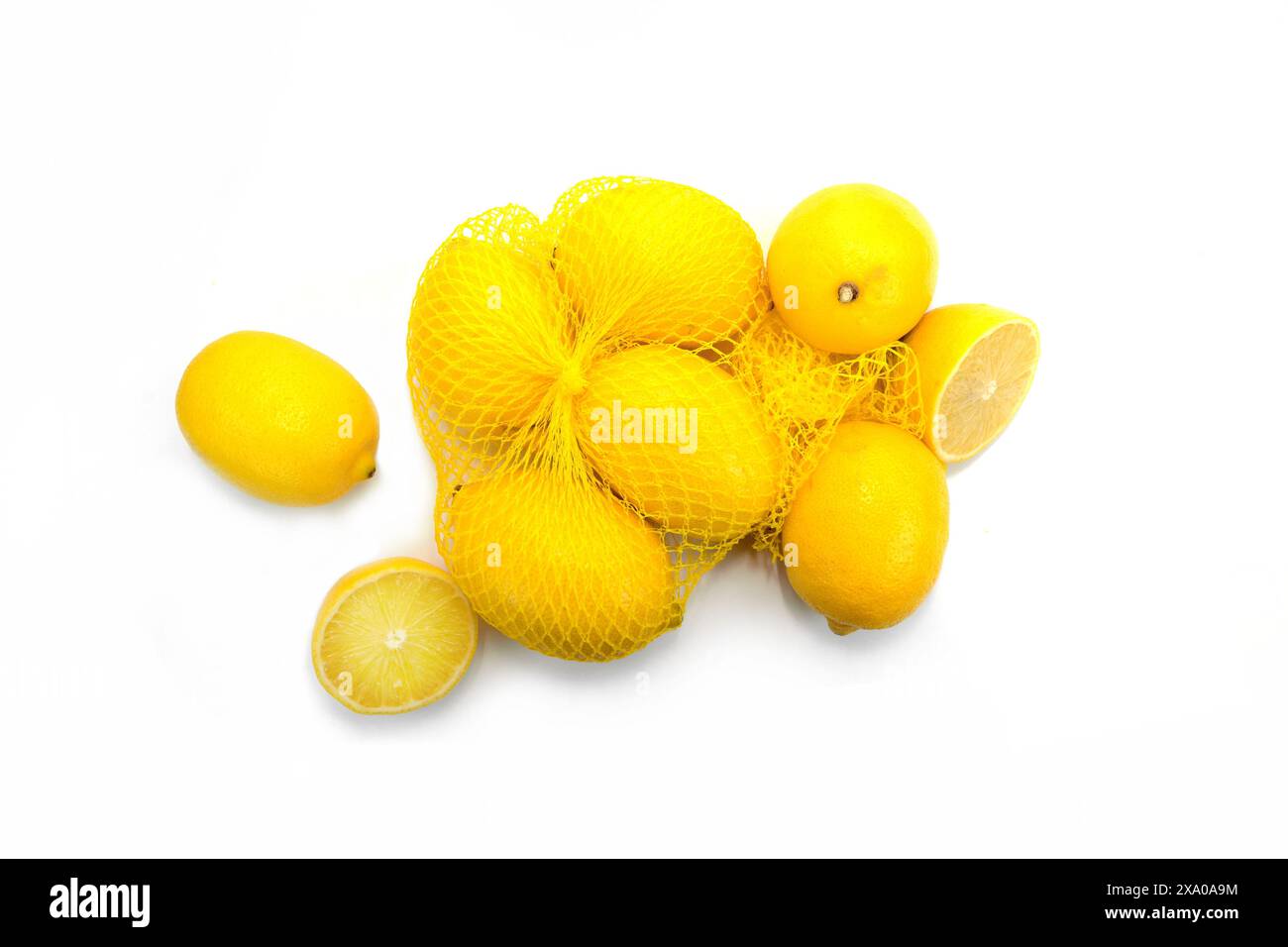 Pile lemons fresh fruit market Cut Out Stock Images & Pictures - Alamy