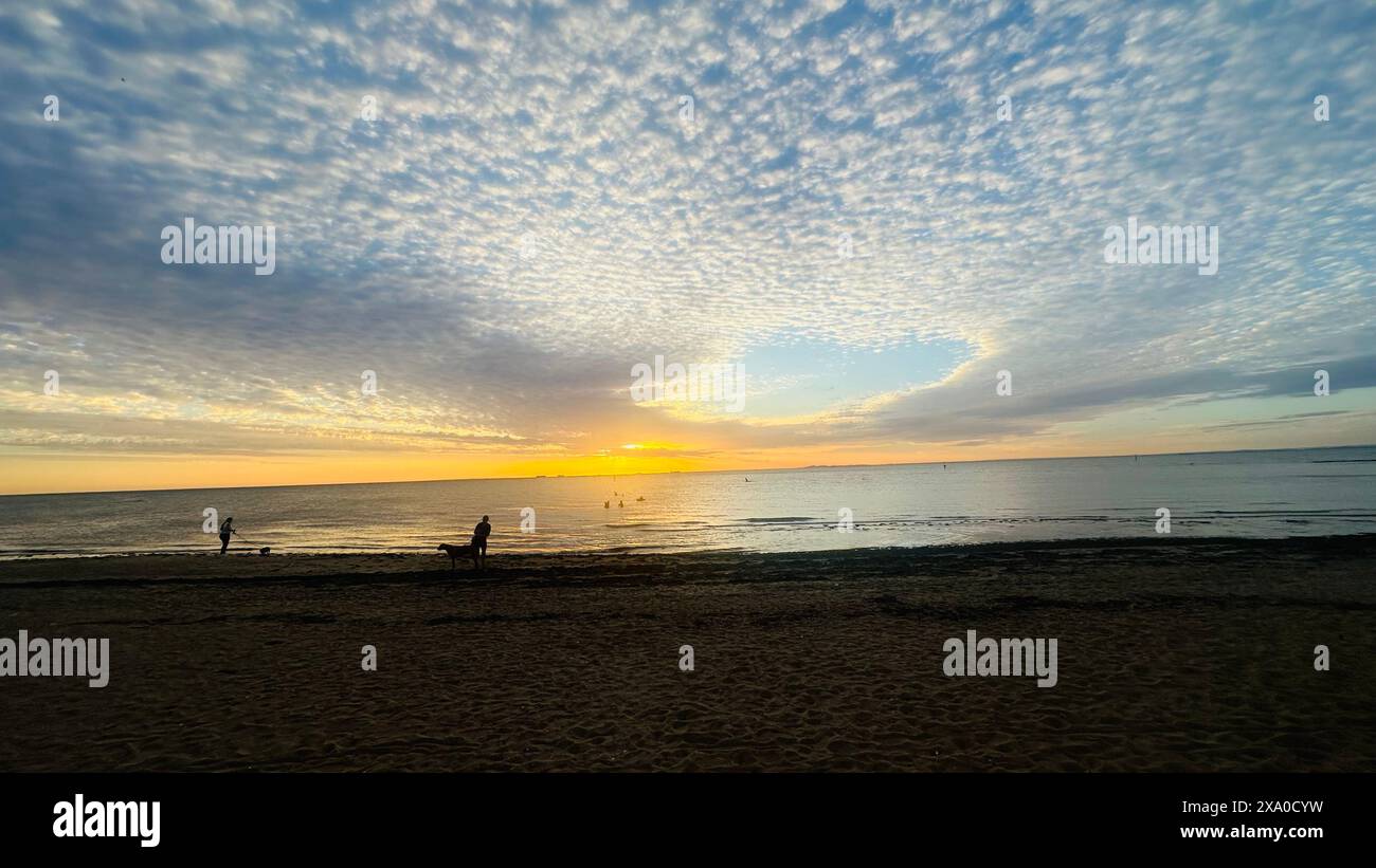 Beautiful sandy beach sunset hi-res stock photography and images - Alamy