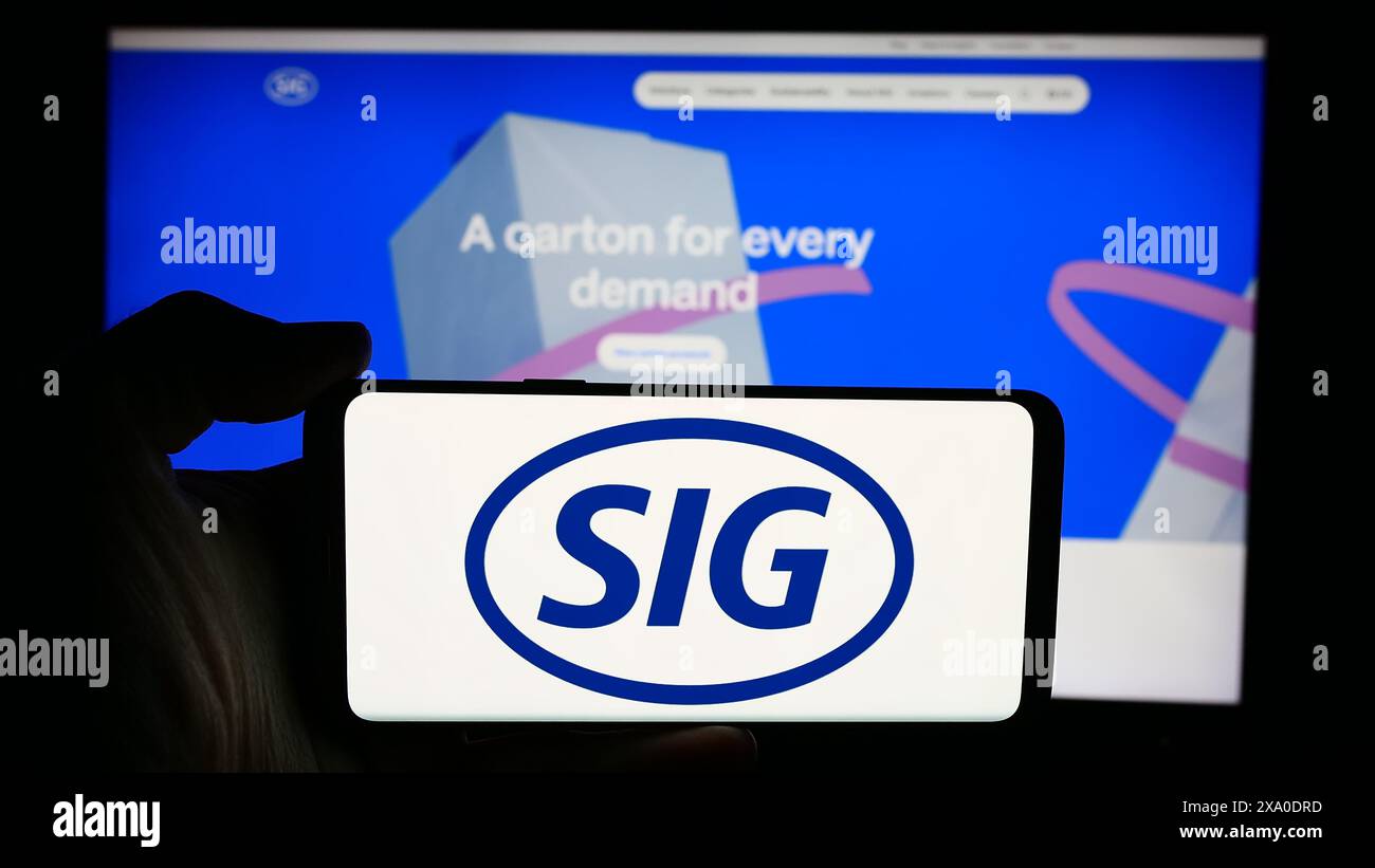 Sig logo hi-res stock photography and images - Alamy