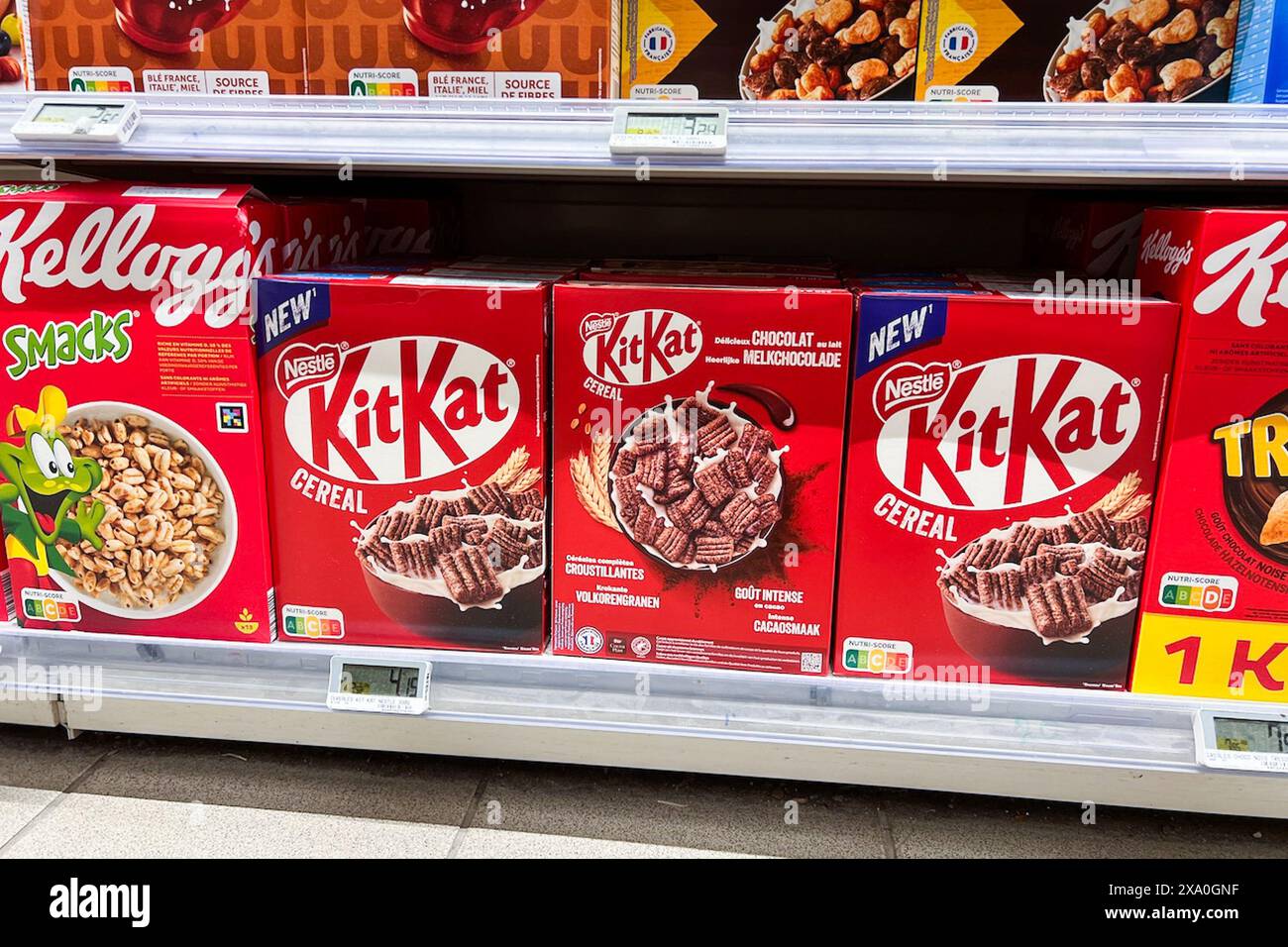 Nestle cereal boxes hi-res stock photography and images - Alamy