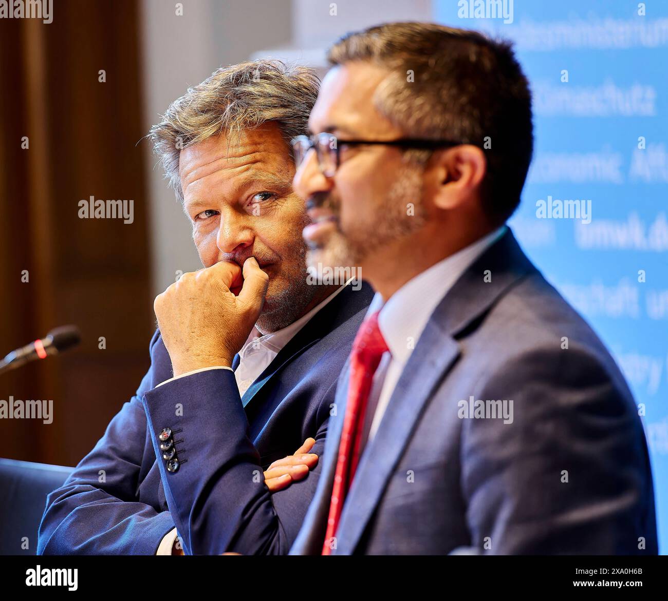 Habeck Parikh - US-German Space Dialogue im BMWK EUR, Deutschland, Berlin, 03.06.2024: v.l.n.r ...