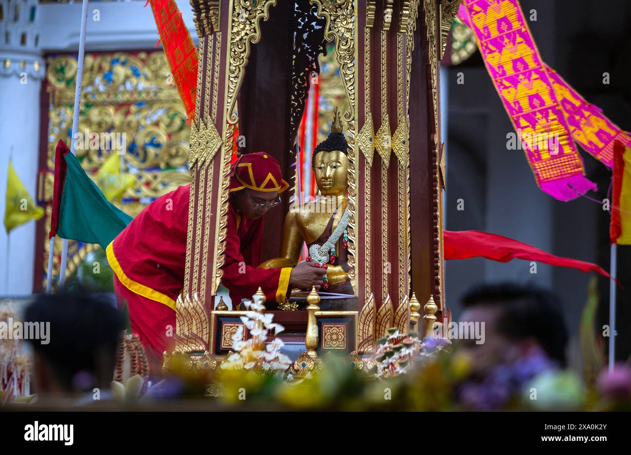 A Thai people wearing traditional costumes seen during The Phra Buddha ...