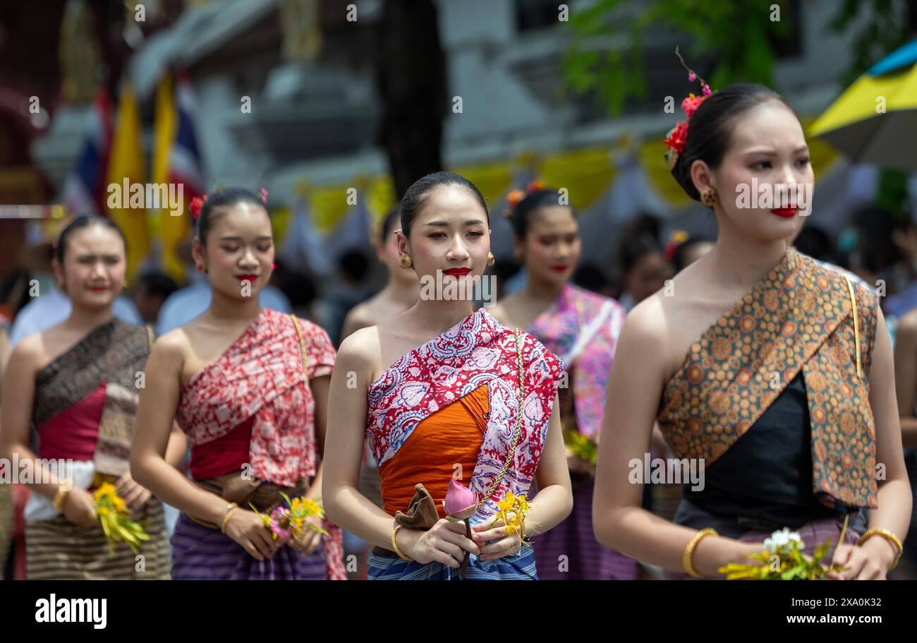 Thai performers wearing traditional costumes seen during The Phra ...