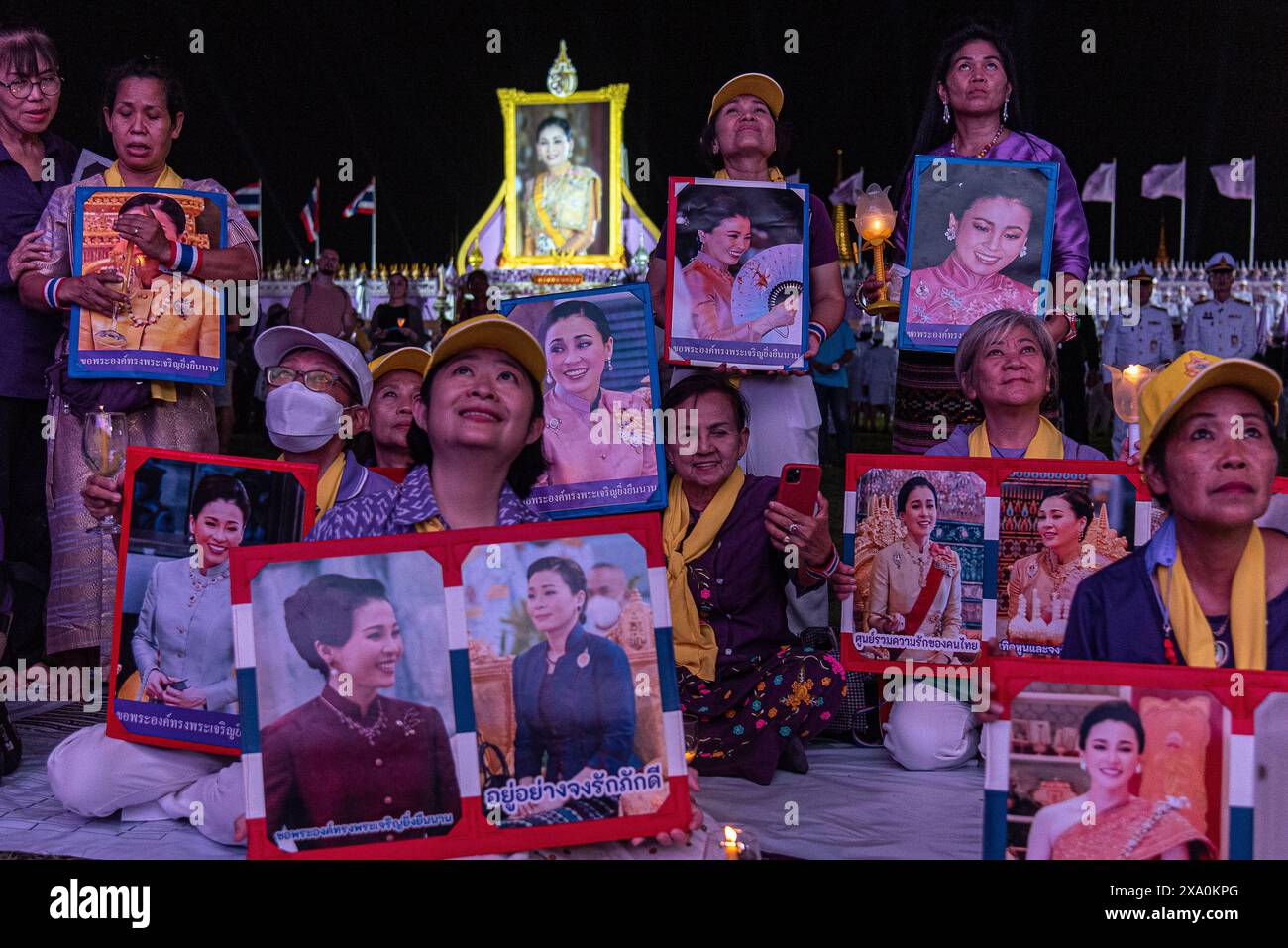 Bangkok, Thailand. 03rd June, 2024. Thai royalist supporters hold the ...