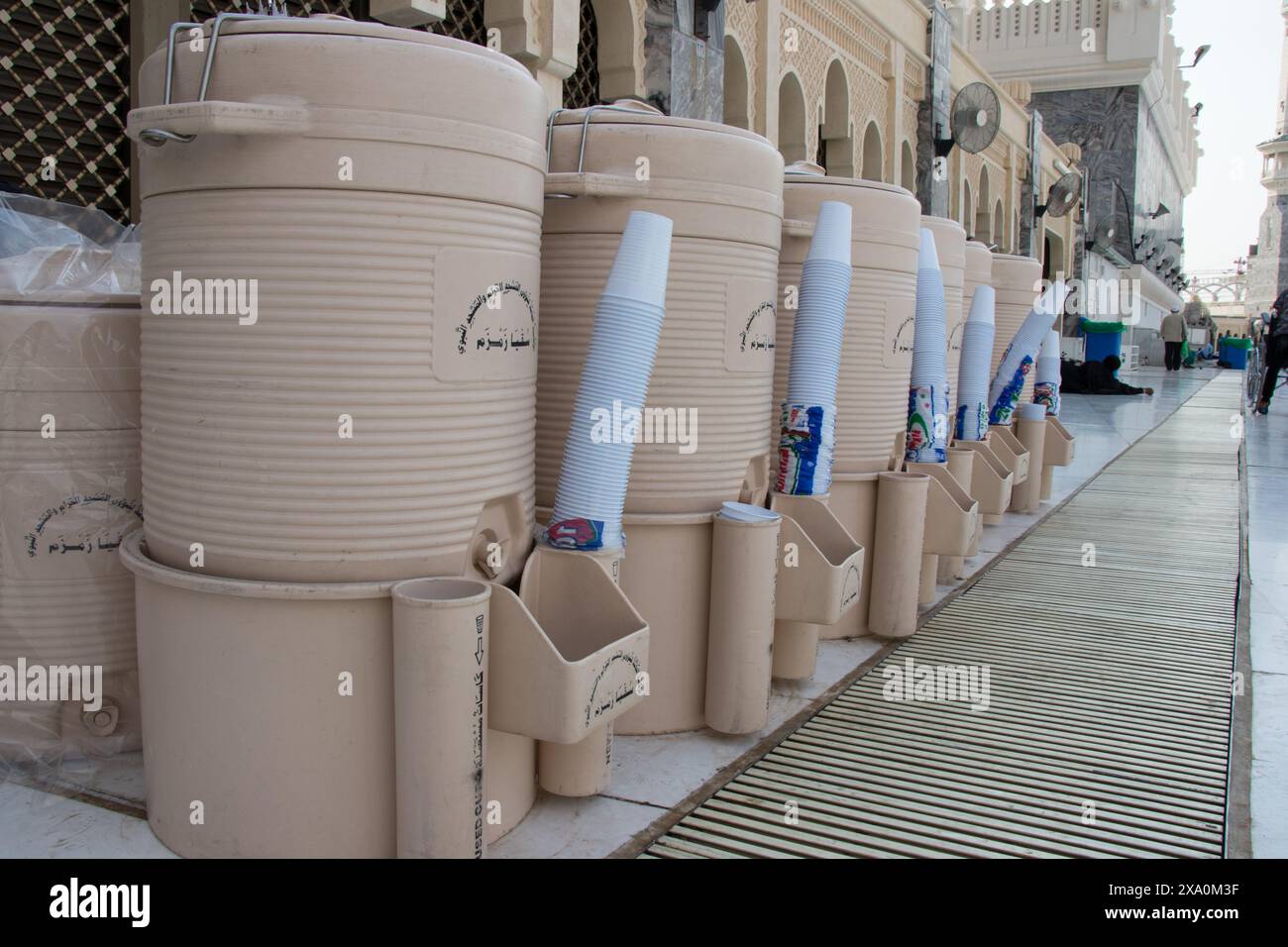 Mosque water tank hi-res stock photography and images - Alamy