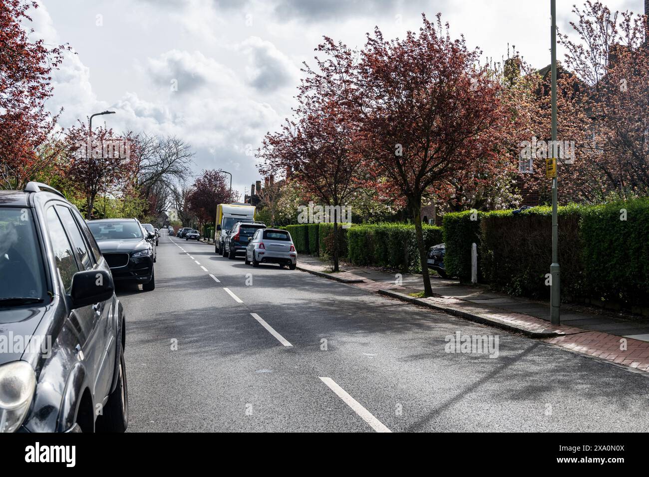 Transportation in London city, driving and street parking, roads, road ...