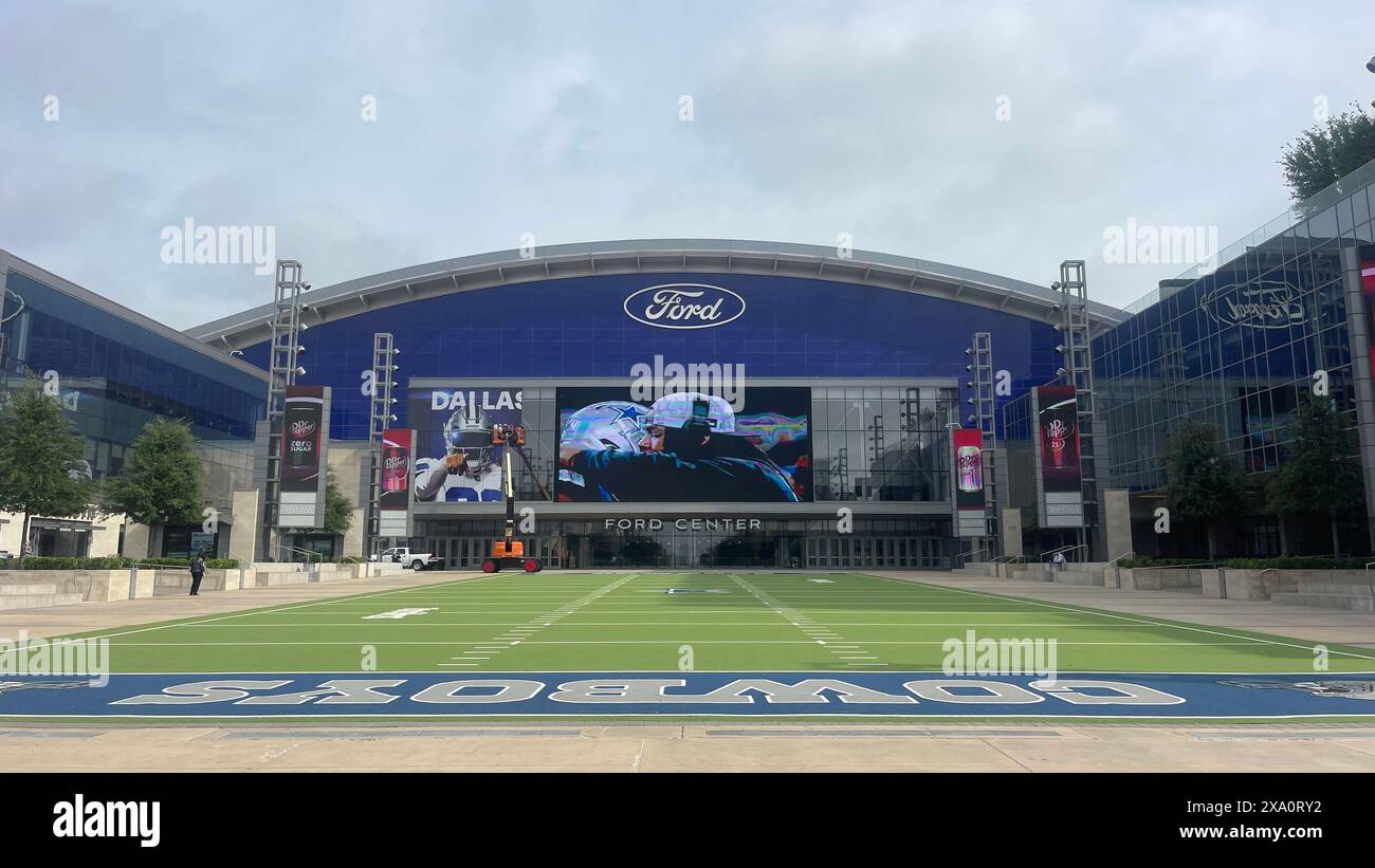 The Star, Dallas Cowboys Practice Center in Frisco, Texas Stock Photo ...