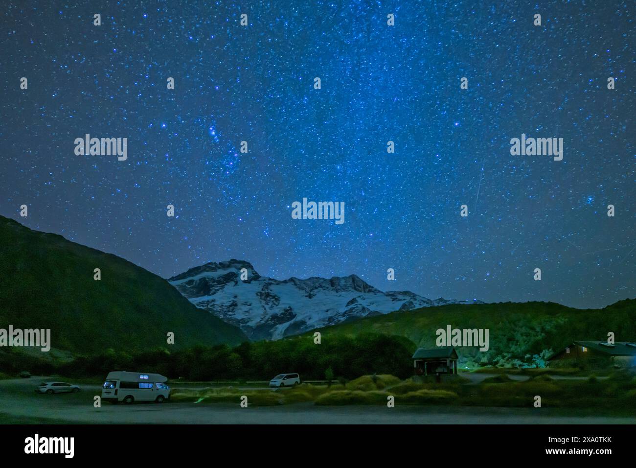 New Zealand, South Island, Southern Alps, Mount Cook National Park ...
