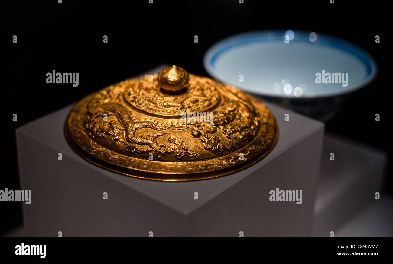 Ming Dynasty gold artifacts from Hubei Provincial Museum Stock Photo ...