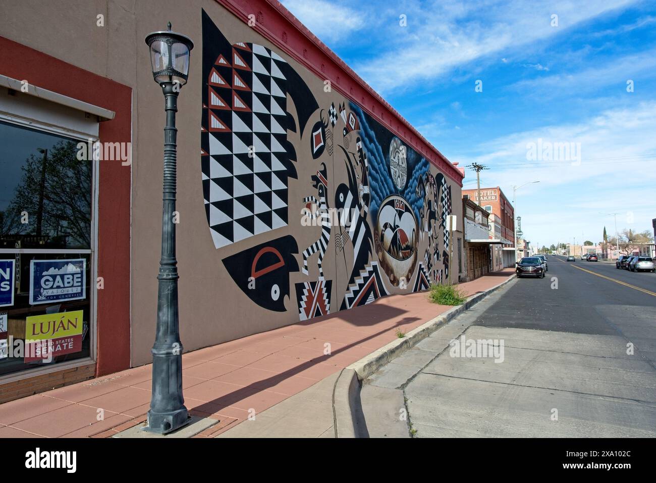 Artistic mural adorns side of commercial building in downtown Deming ...