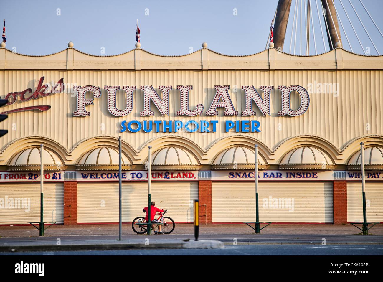 Southport, Sefton, Merseyside. Funland and Pier sign Stock Photo - Alamy