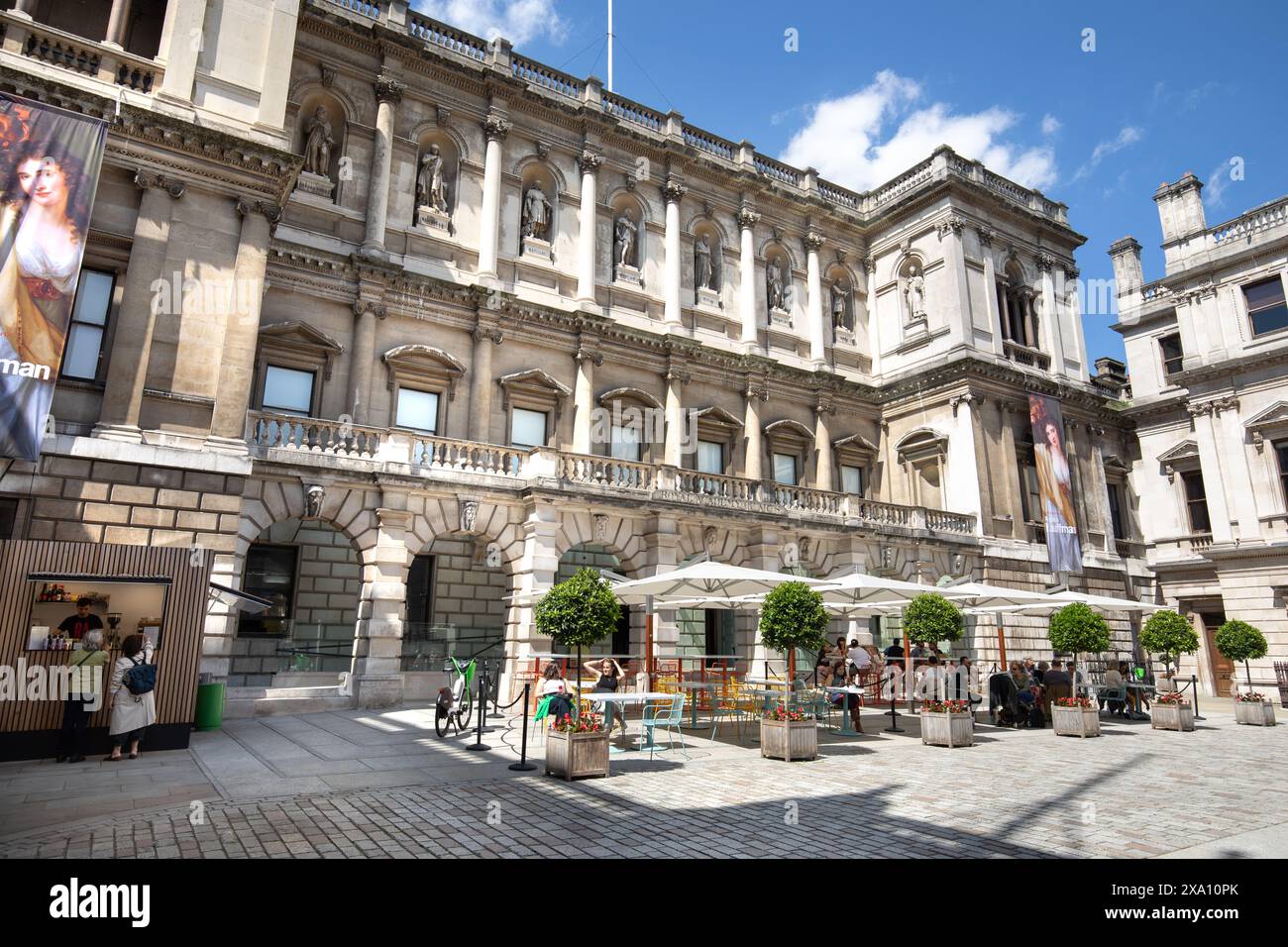 Royal Academy of Arts building (Burlington House) in Piccadilly, London ...