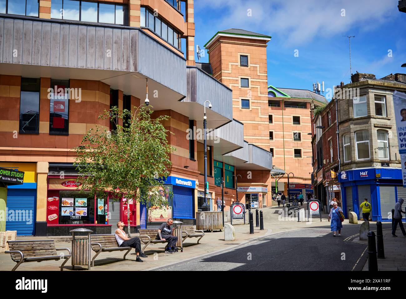 Wheatsheaf shopping centre hi-res stock photography and images - Alamy