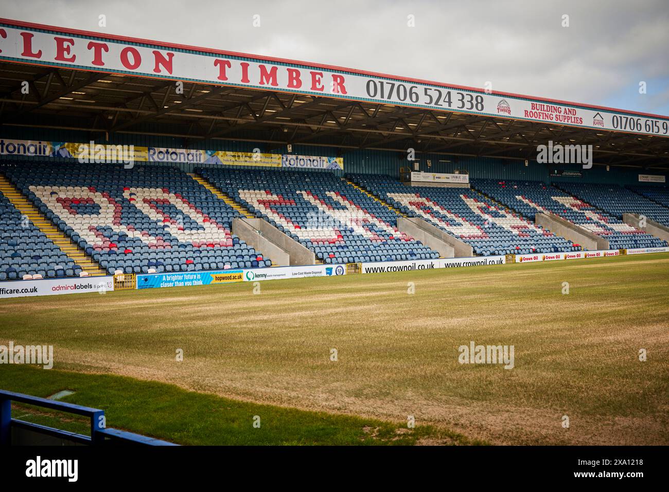 Manchester united stadium aerial hi-res stock photography and images ...