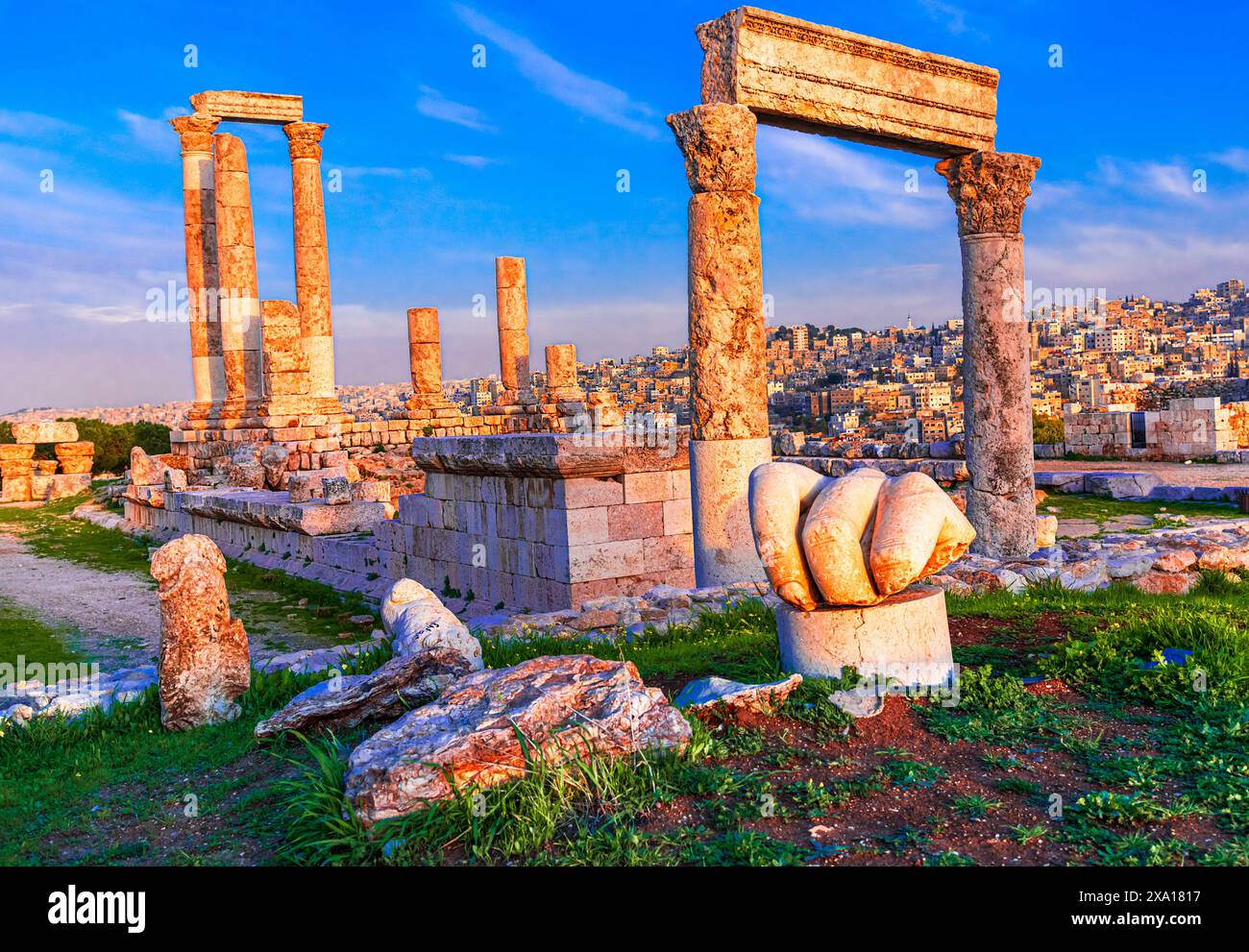 Amman Jordan: The fallen hand and the Temple of Hercules on the amman ...