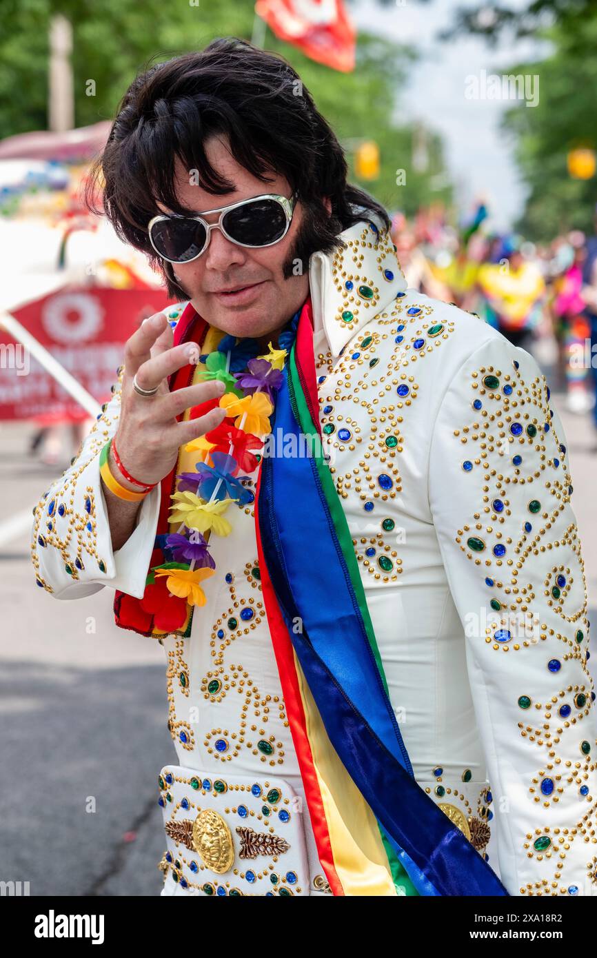 Elvis impersonator posed hi-res stock photography and images - Alamy