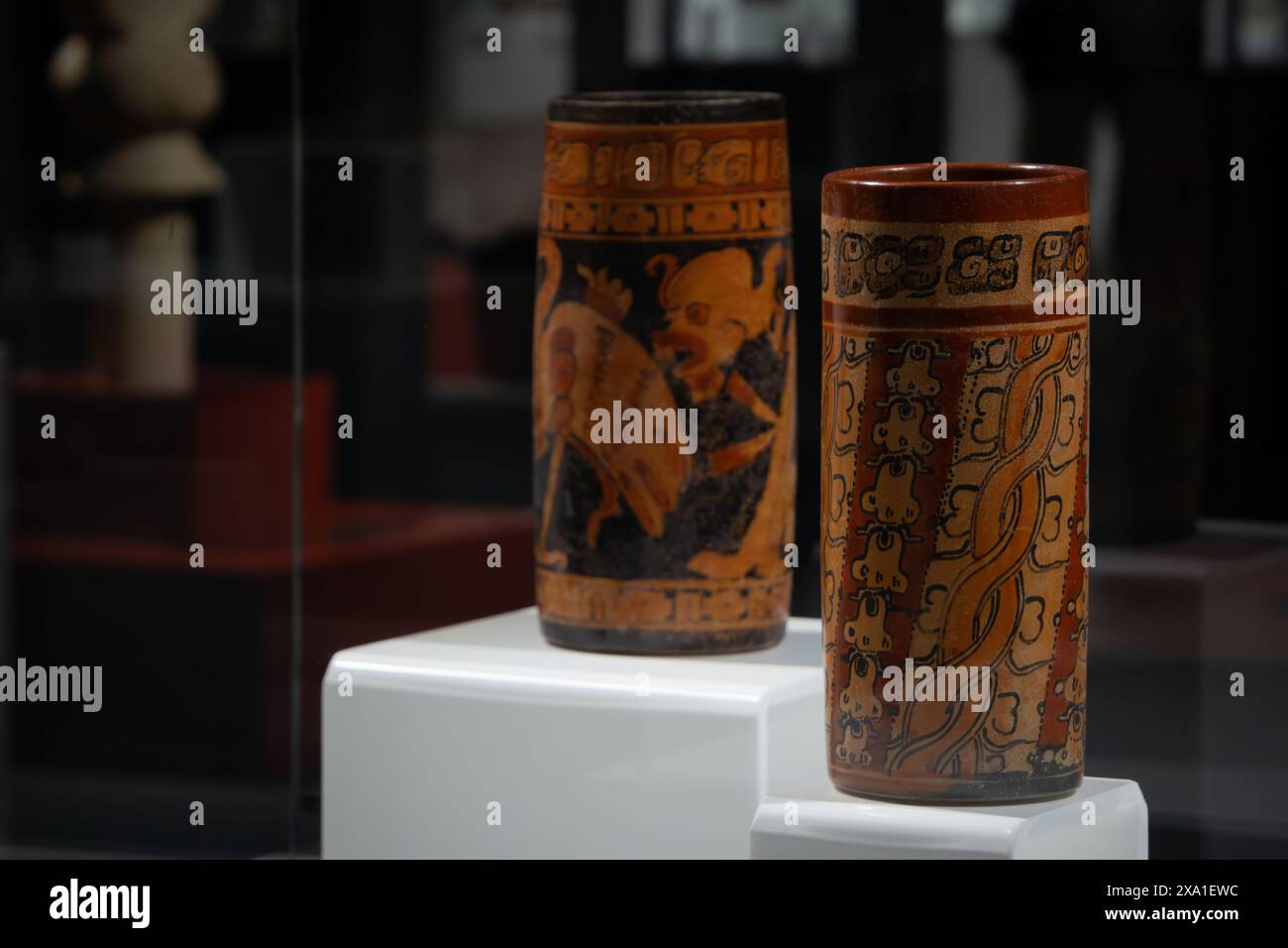 Two vases exhibited in a museum Stock Photo - Alamy