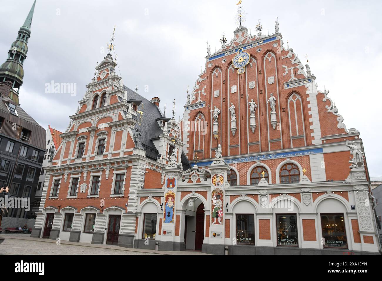 Towers buildings historic brick hi-res stock photography and images - Alamy