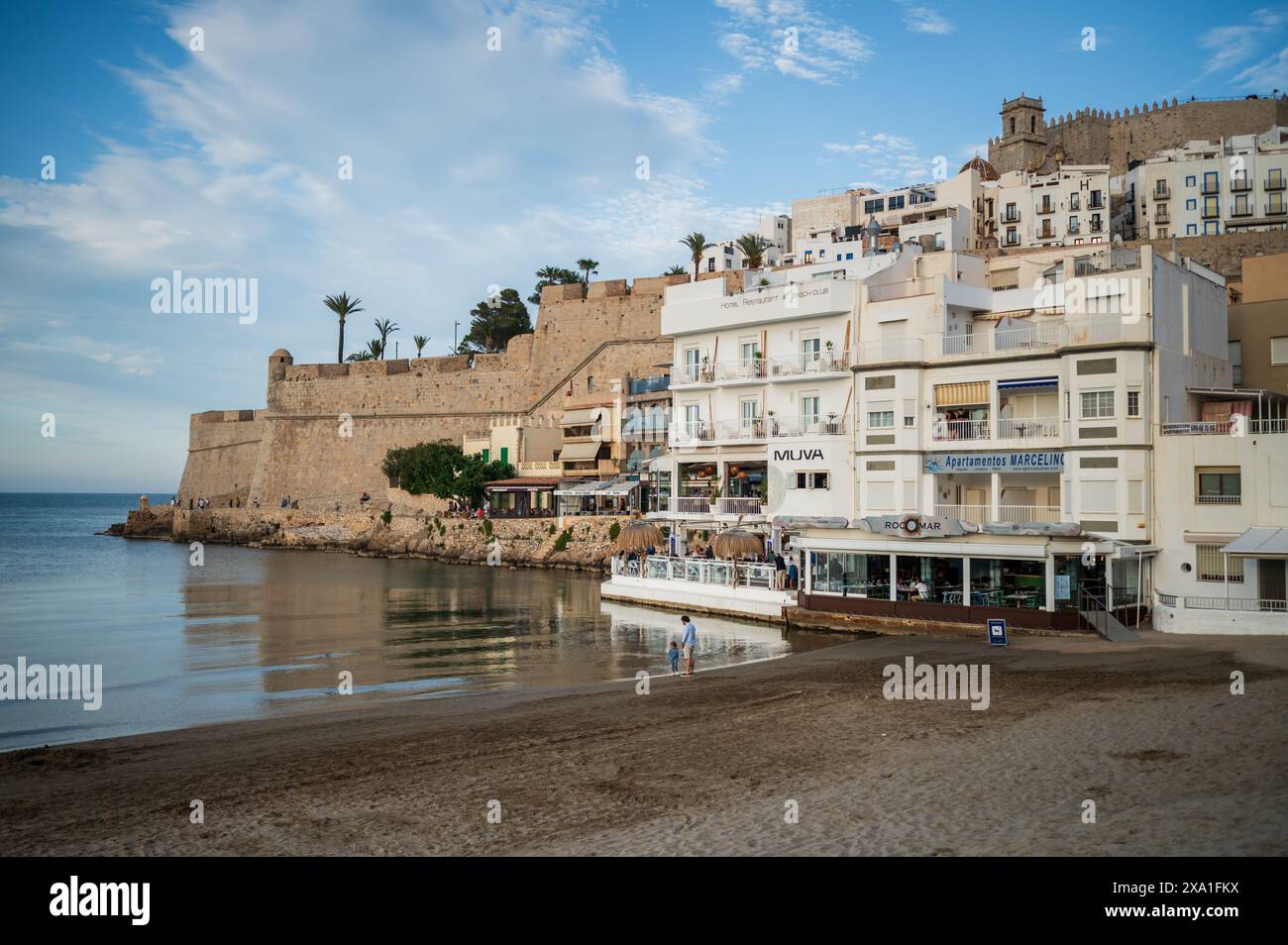 Beachfront castle hi-res stock photography and images - Alamy