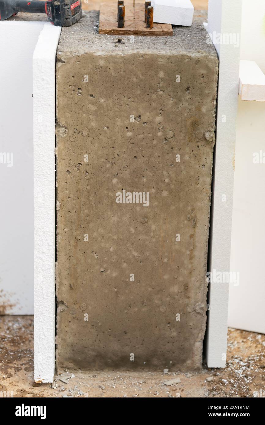 Foam concrete block hi-res stock photography and images - Alamy