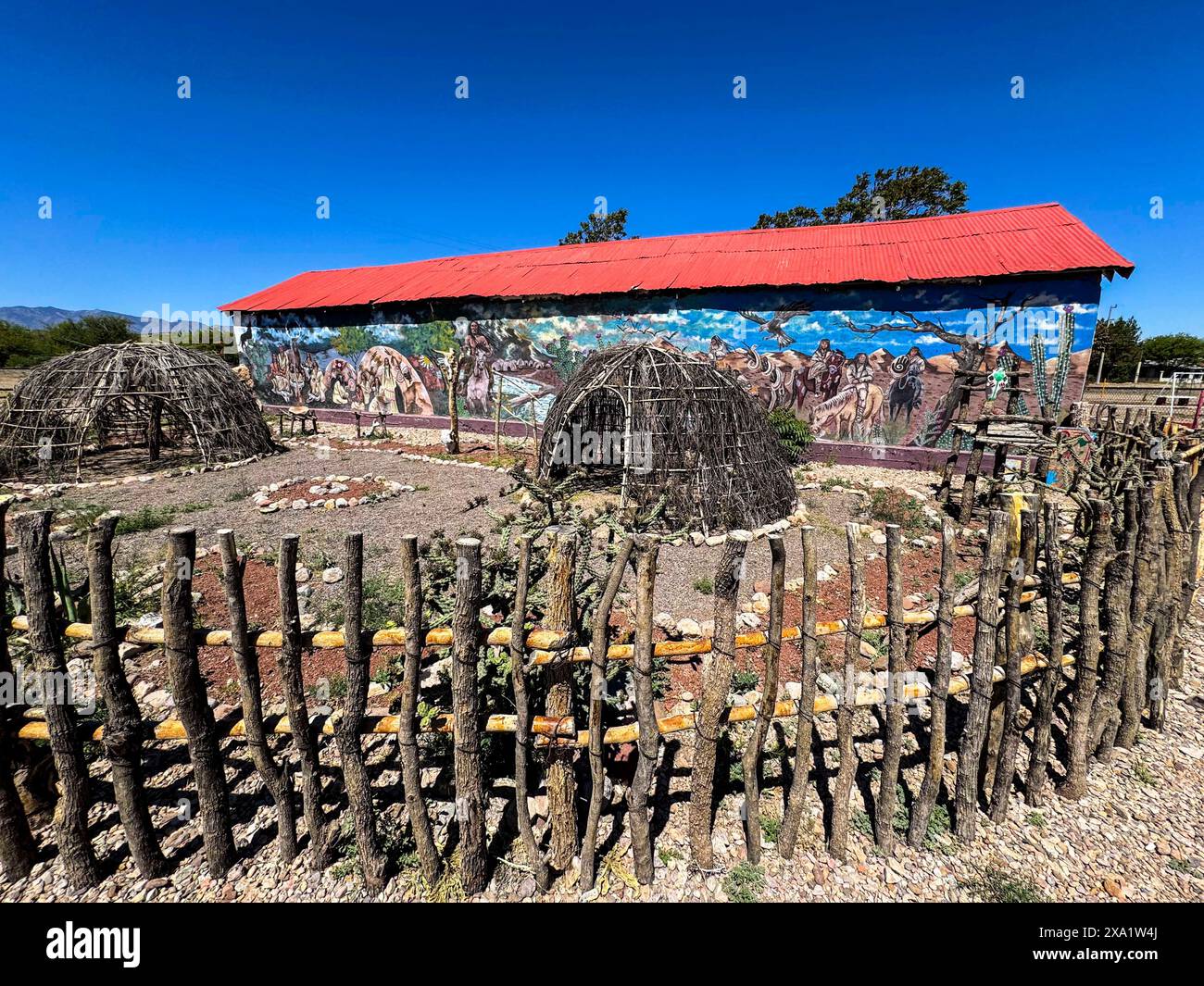 Interpretation of the Apache people camp in the Turicachi community ...