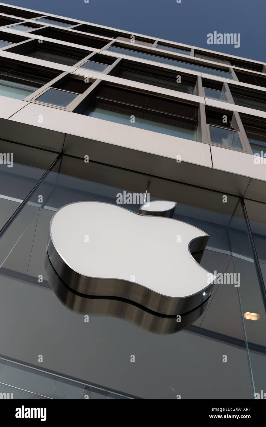 Apple inc. logo hi-res stock photography and images - Alamy