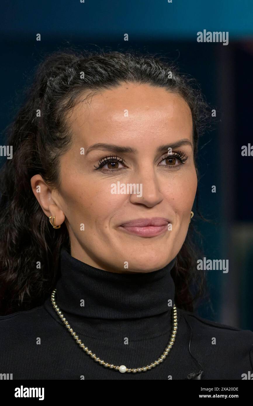 Fatmire Alushi - Welt- und Europameisterin, hart aber fair Polittalk ...