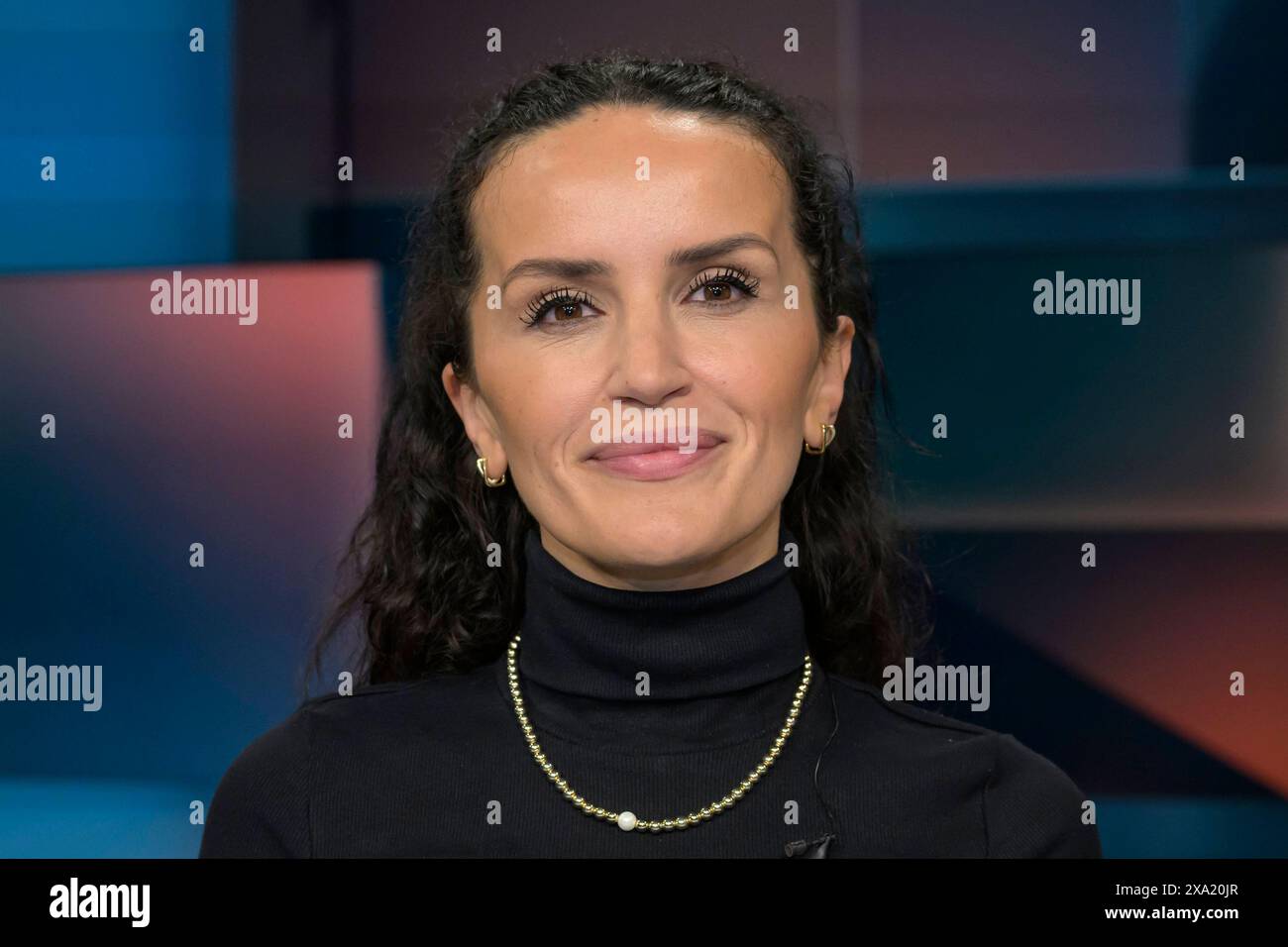 Fatmire Alushi - Welt- und Europameisterin, hart aber fair Polittalk ...