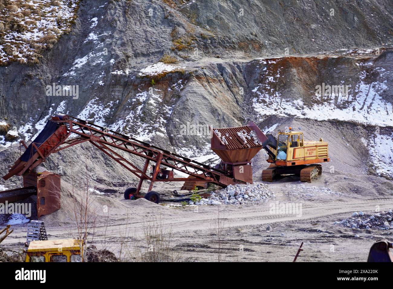 Rusting machinery hi-res stock photography and images - Alamy