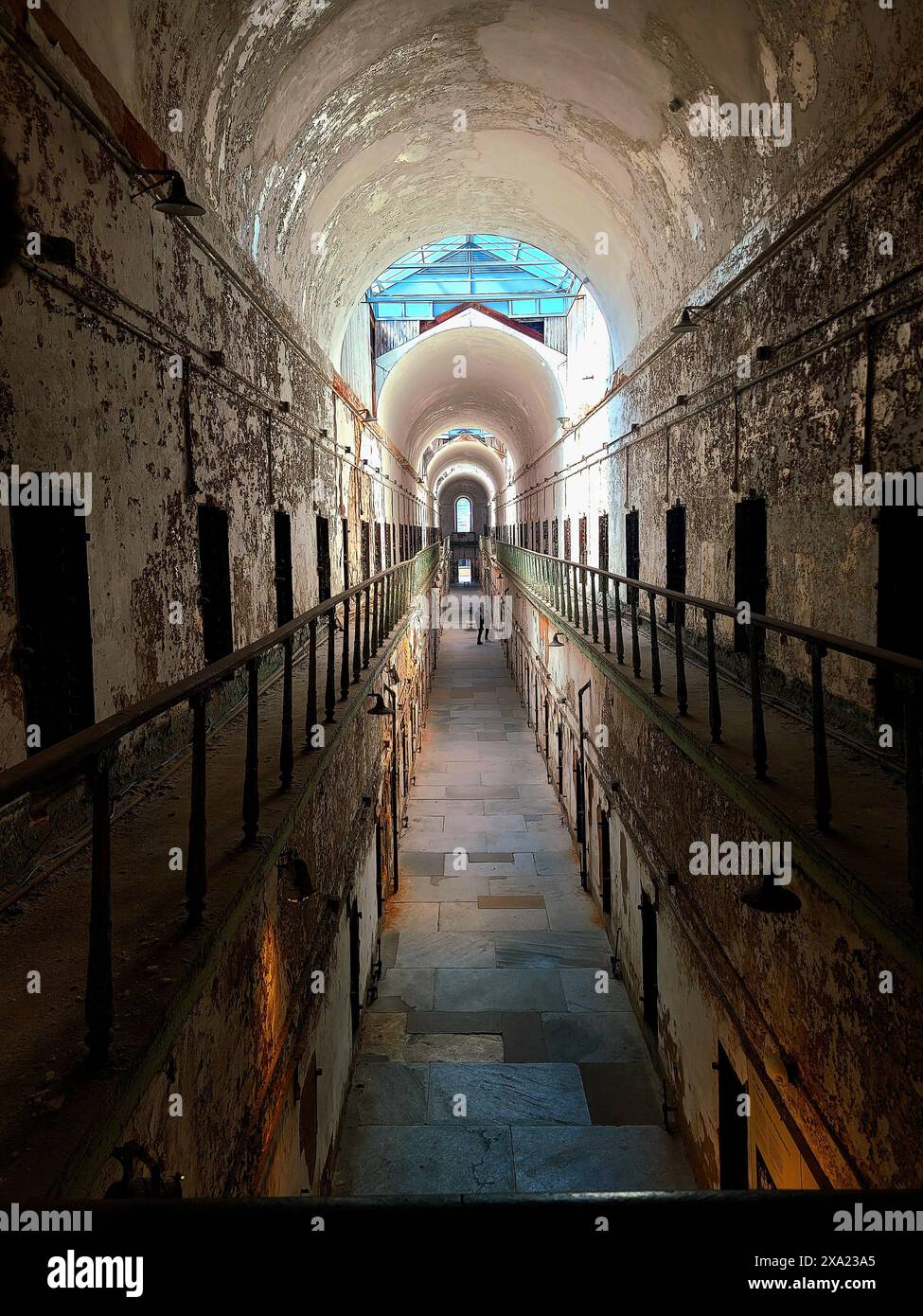 Hallway leading staircase hi-res stock photography and images - Alamy