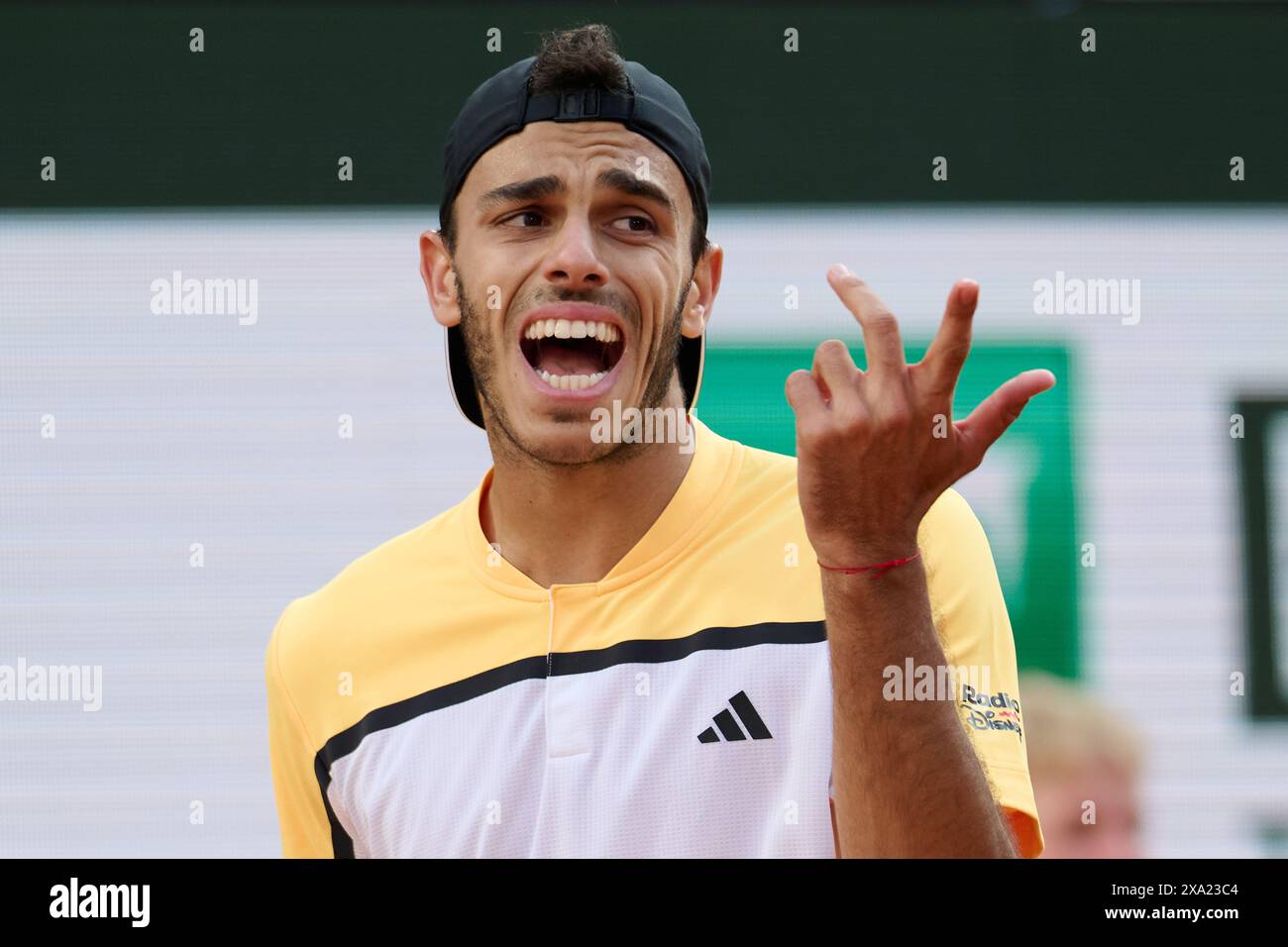 Djokovic 2024 french open reacts hi-res stock photography and images - Alamy