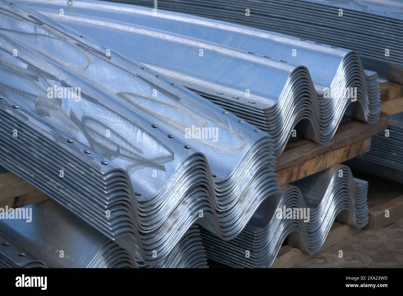 Lightweight metal roofing sheets hi-res stock photography and images ...