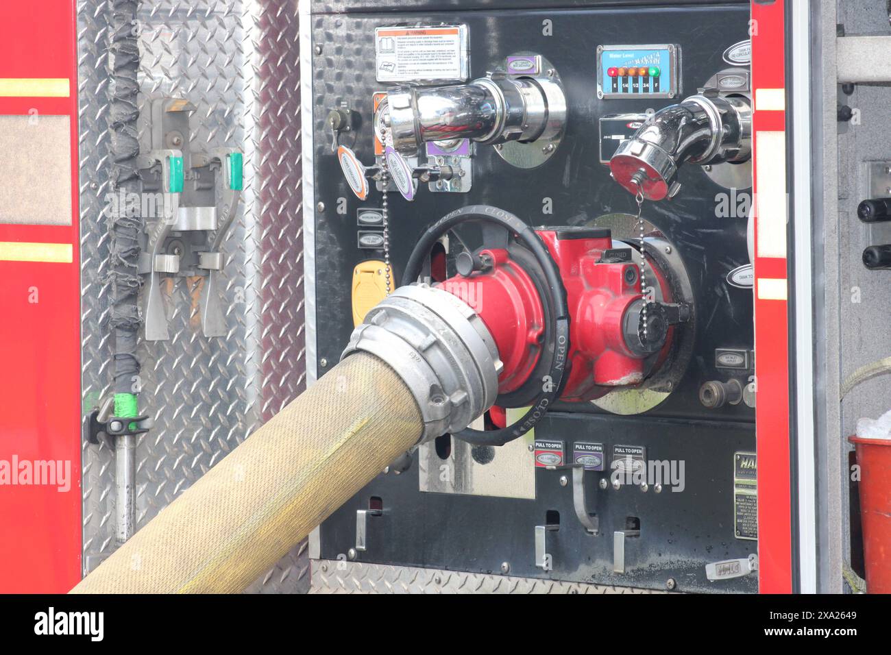 Firetruck ladder training hi-res stock photography and images - Alamy