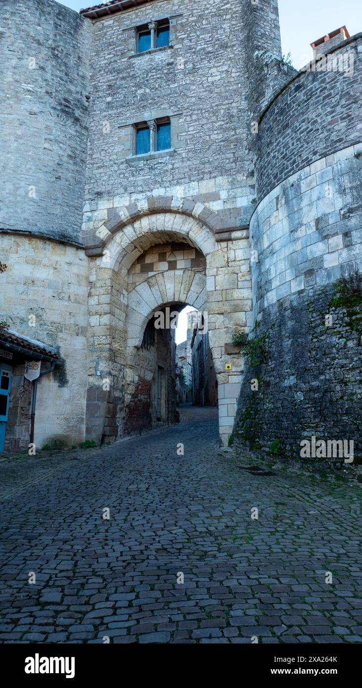Picturesque stone buildings hi-res stock photography and images - Alamy