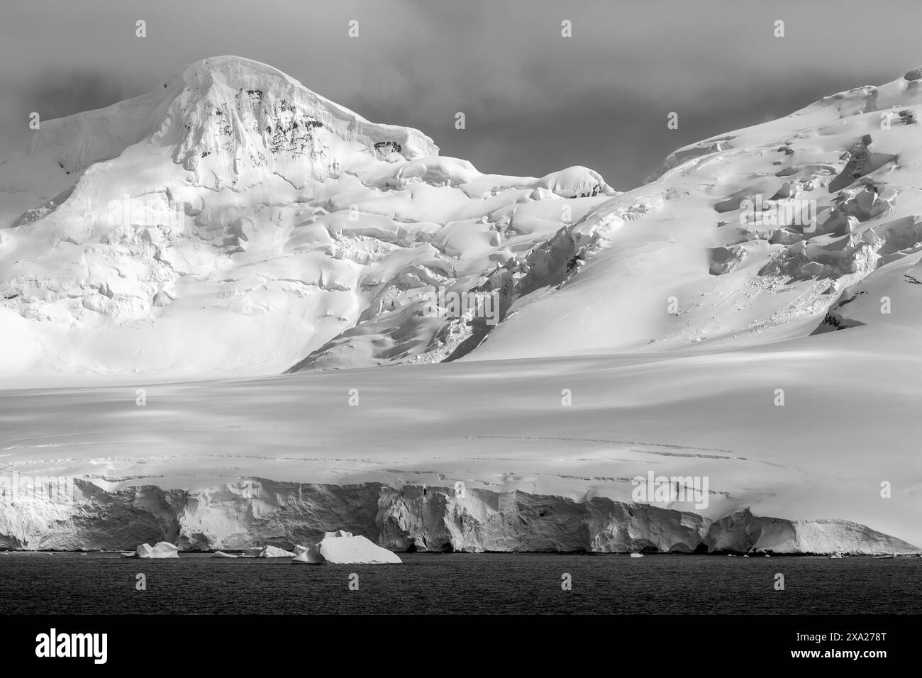 Gerlache Strait, Palmer Archipelago, Antarctic Peninsula, Antarctica ...