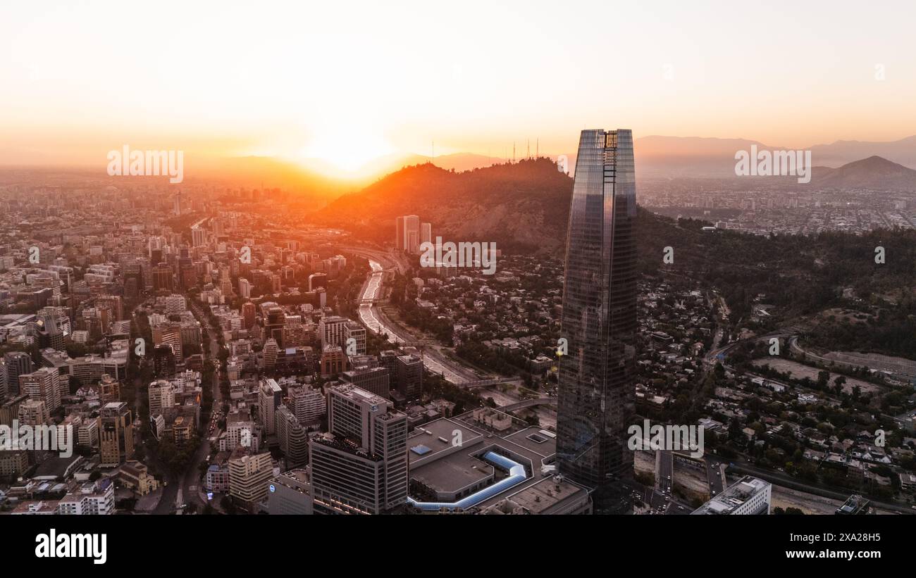 Aerial view discovery shot city hi-res stock photography and images - Alamy