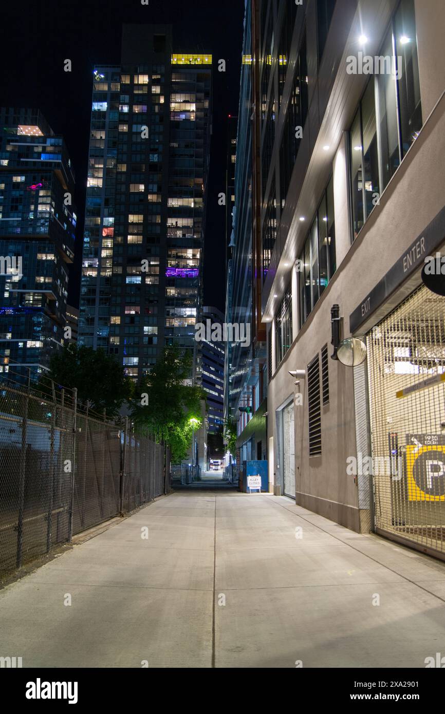 Backalley hi-res stock photography and images - Alamy