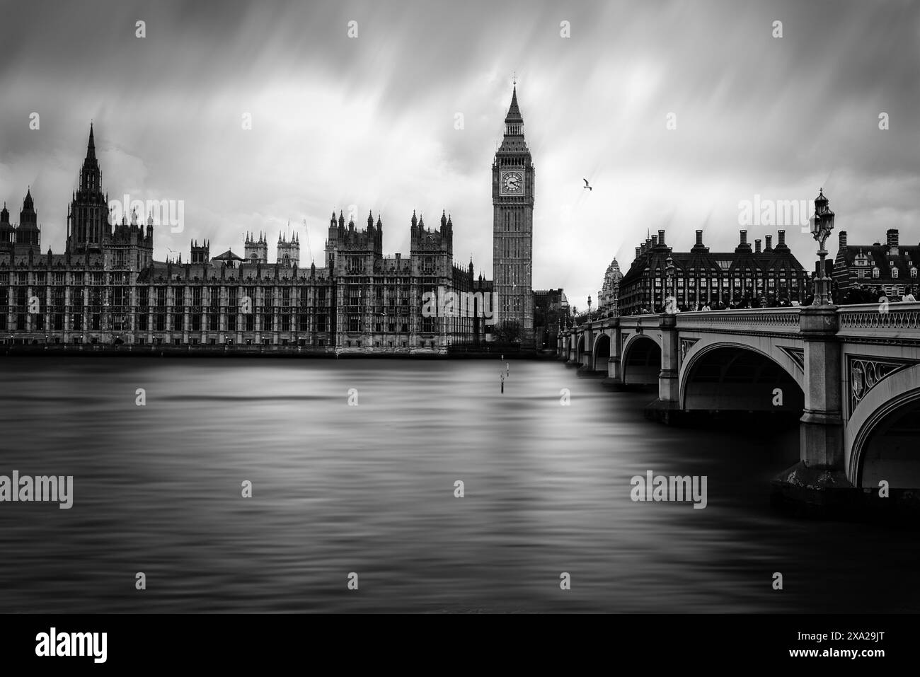 Long exposure clock hi-res stock photography and images - Alamy