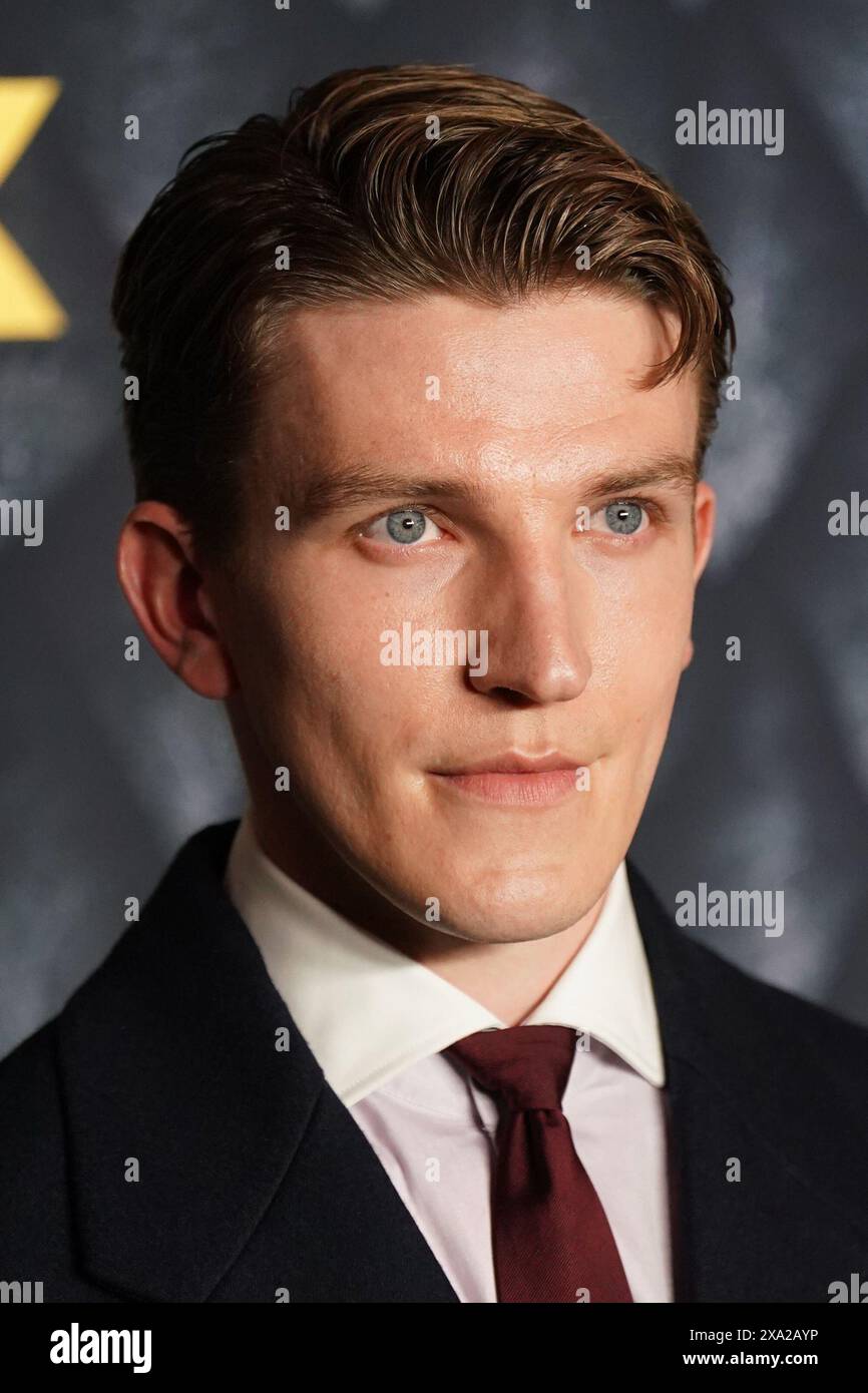 Ewan mitchell hi-res stock photography and images - Alamy